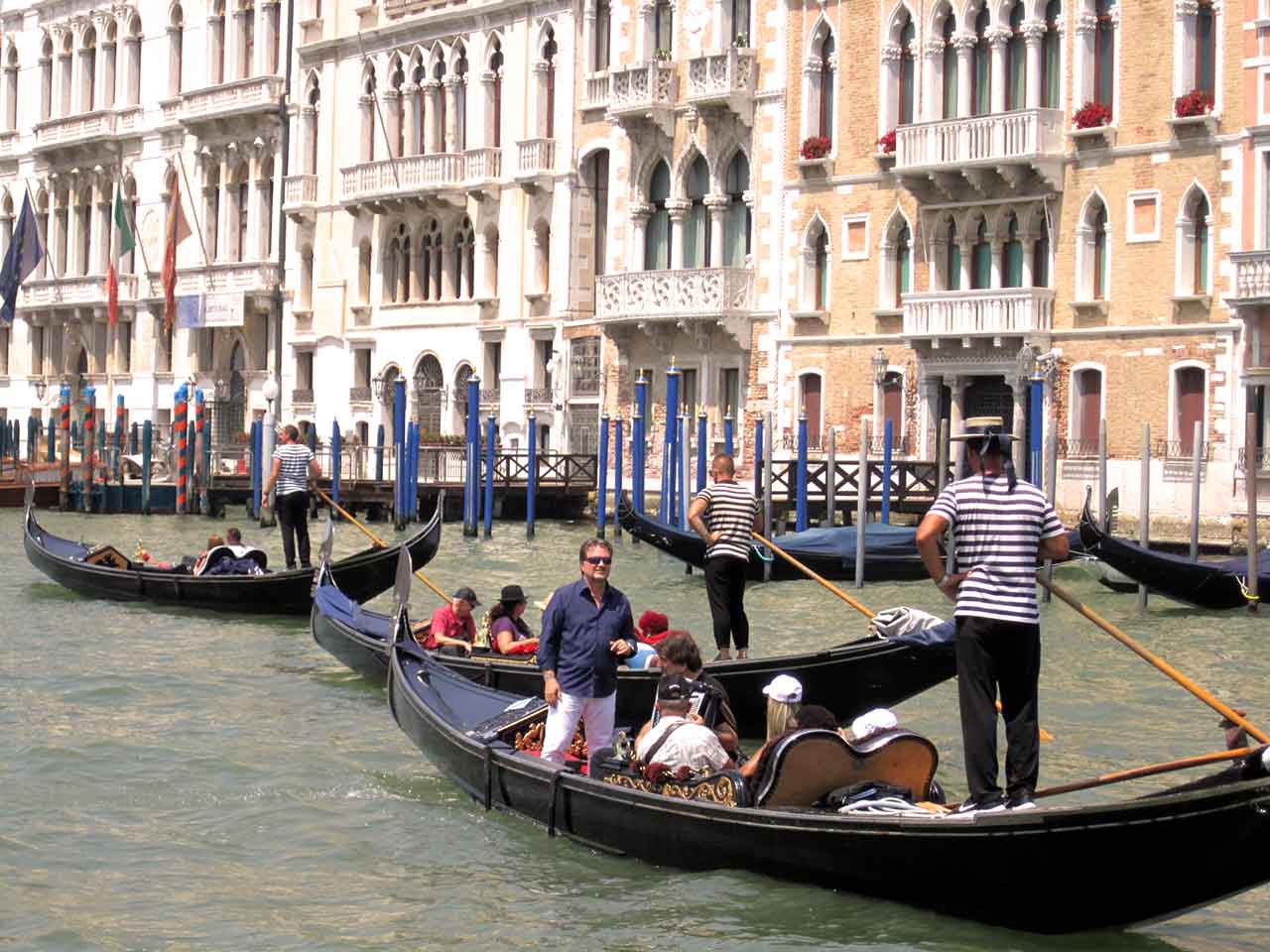 Gondeln in Venedig: Infos, Preise & Online-Tickets